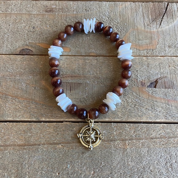 Handmade | Jewelry | Handmade Natural River Shell Compass Bracelet ...